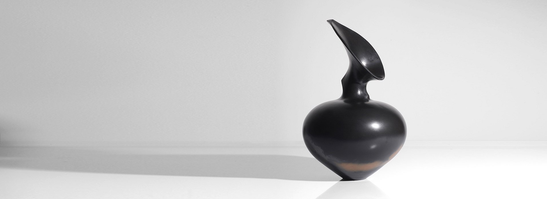 Maak Contemporary Ceramics + Craft | Specialist Auctions