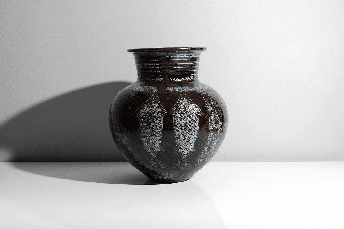 Maak Contemporary Ceramics - Studio Pottery Ceramic Art Auctions